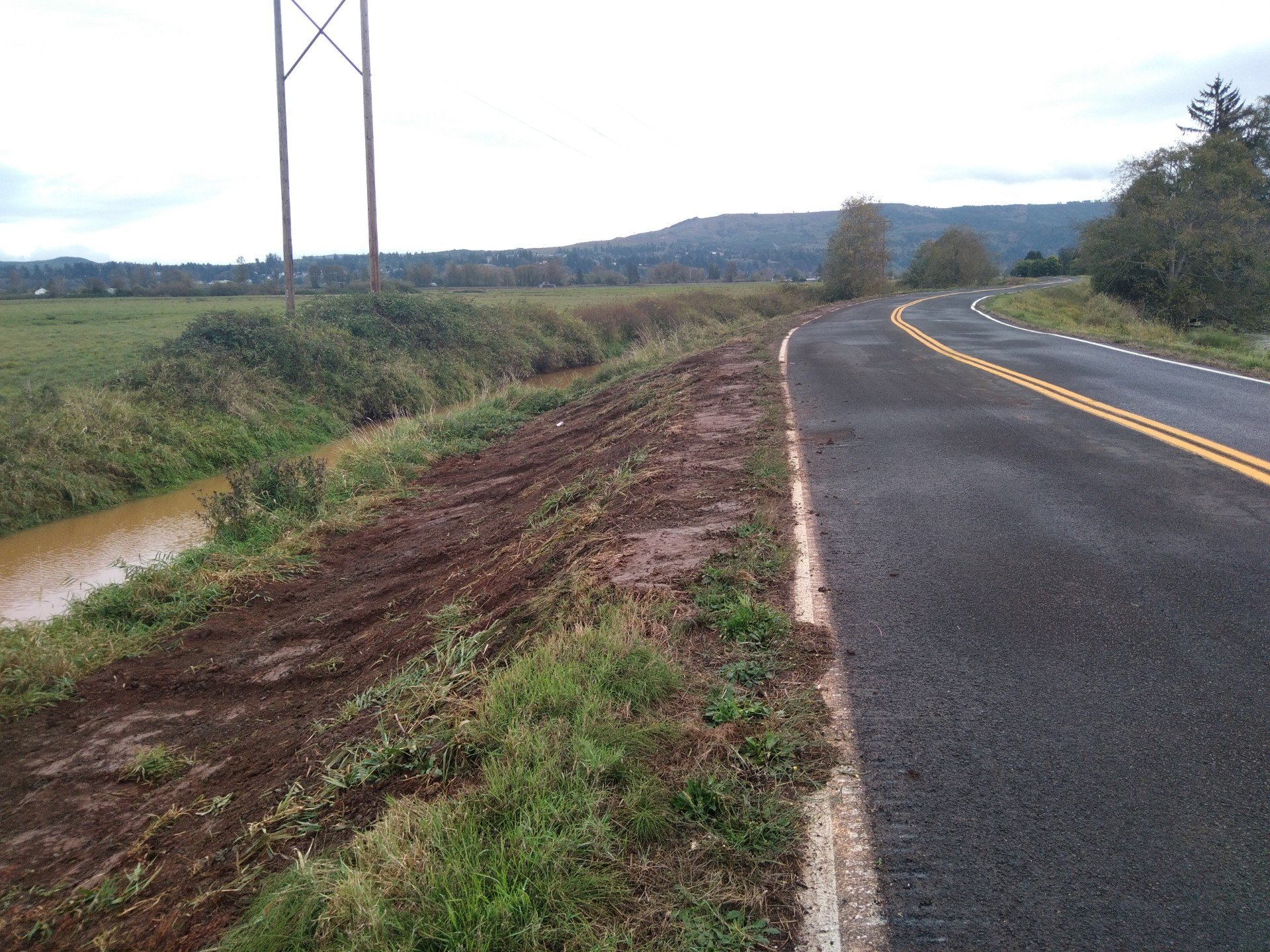 Crossdike Resloping Project – Puget Island Diking District